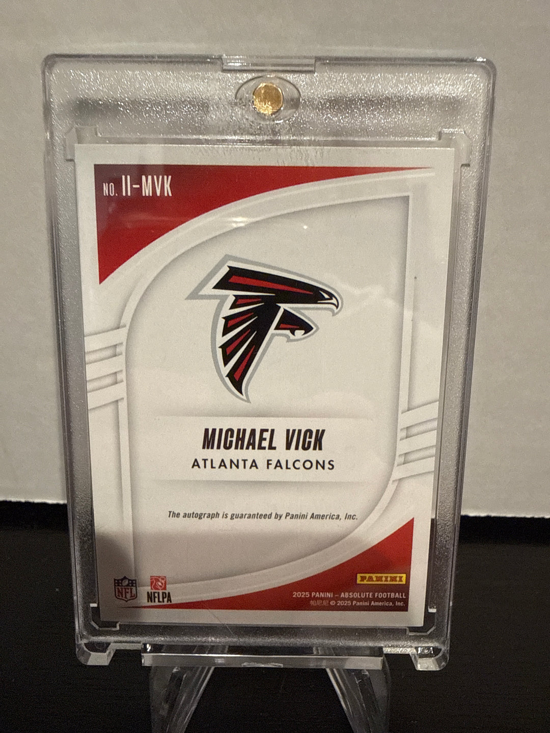 Michael Vick 2025 Panini Absolute Iconic Ink Auto Red, 18/75 – Hobby ...