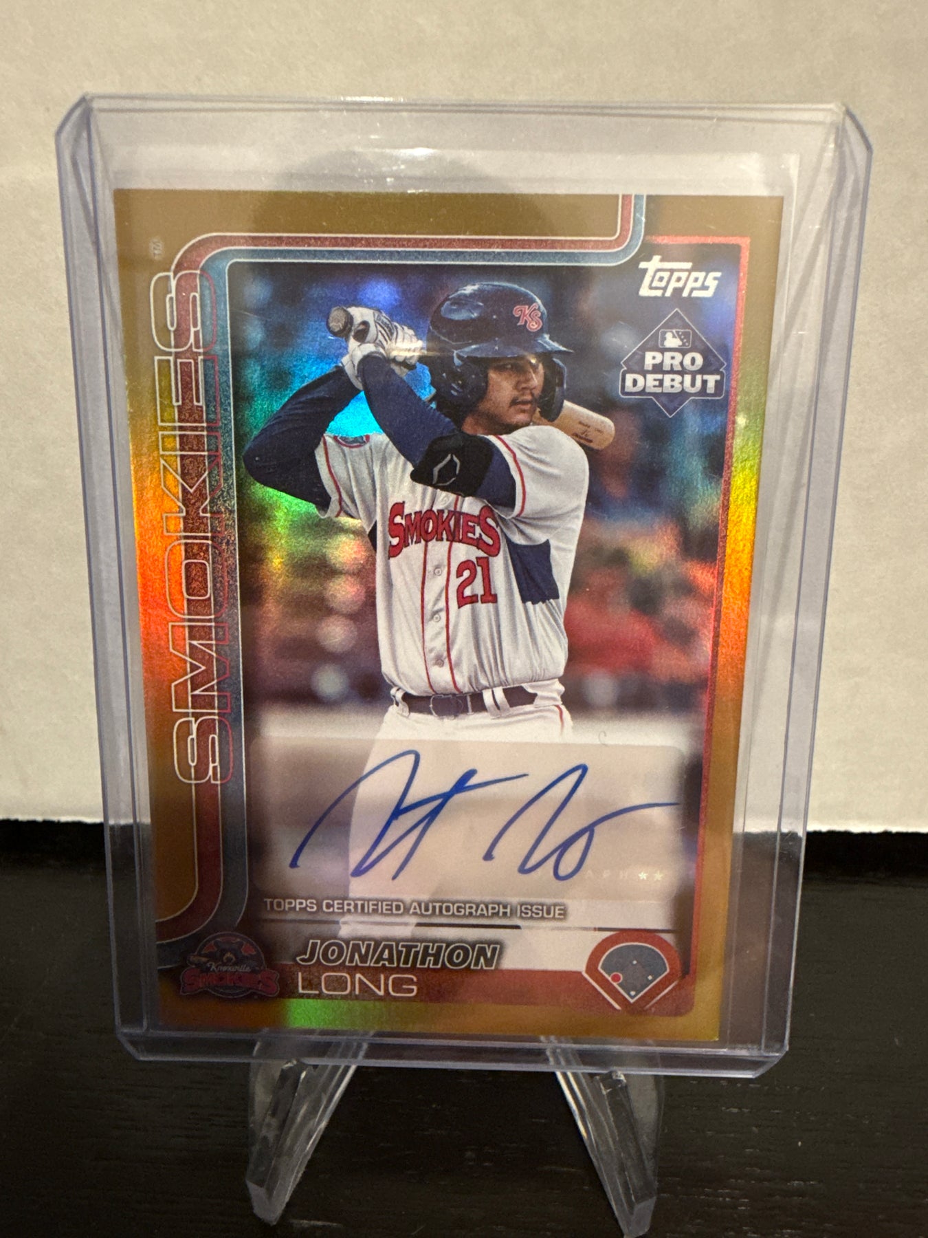 Jonathon Long 2025 Topps Pro Debut Gold Foil Auto, 04/50 – Hobby Card Shop